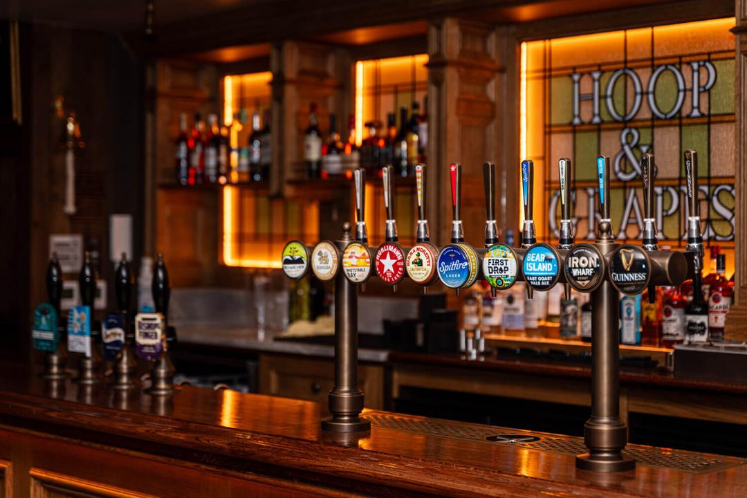 Hoop & Grapes pub, Farringdon – Contact us | Shepherd Neame